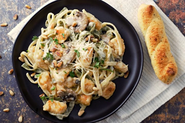 Chicken Fettuccine Michael Pietro’s Copycat (35 minutes) • Zona Cooks