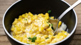 Cheesy Creamed Corn (15 min) • Zona Cooks