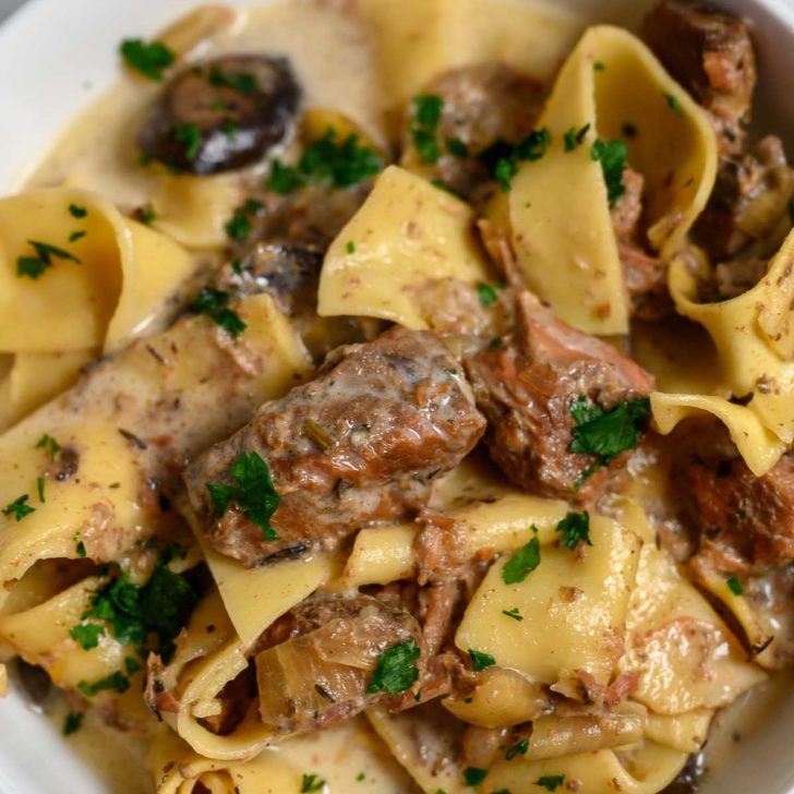 Slow Cooker Creamy Beef Pappardelle • Zona Cooks