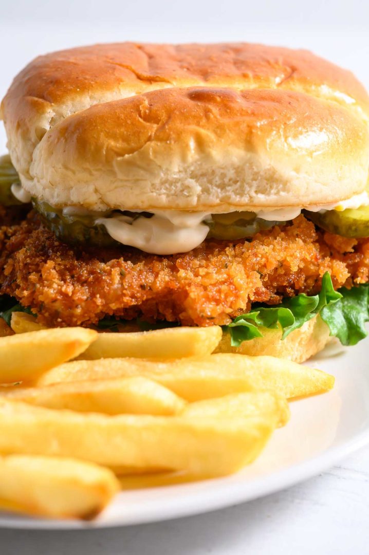 Crispy Chicken Sandwich • Zona Cooks